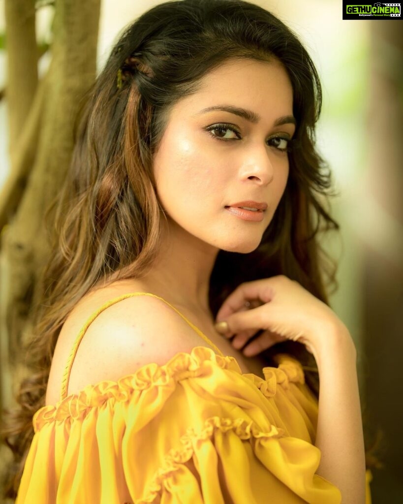 Actress Keerthi shanthanu HD Instagram Photos and Wallpapers December ...