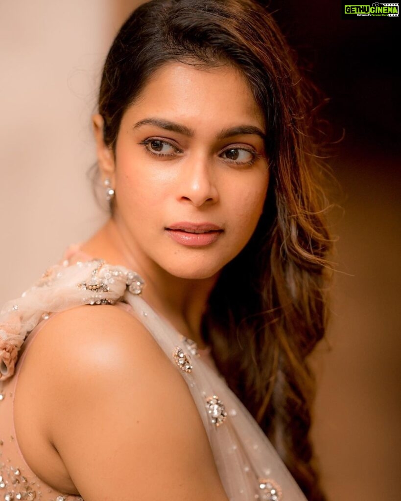 Actress Keerthi shanthanu HD Instagram Photos and Wallpapers December ...