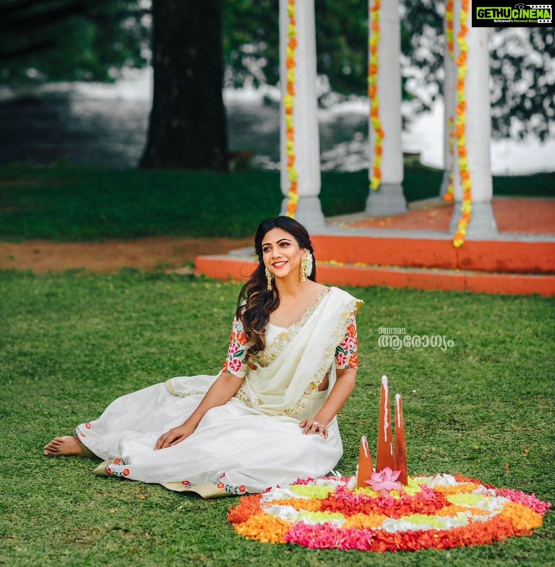 Madonna Sebastian Instagram – Taken by @sarinramdas Styling @asaniya ...