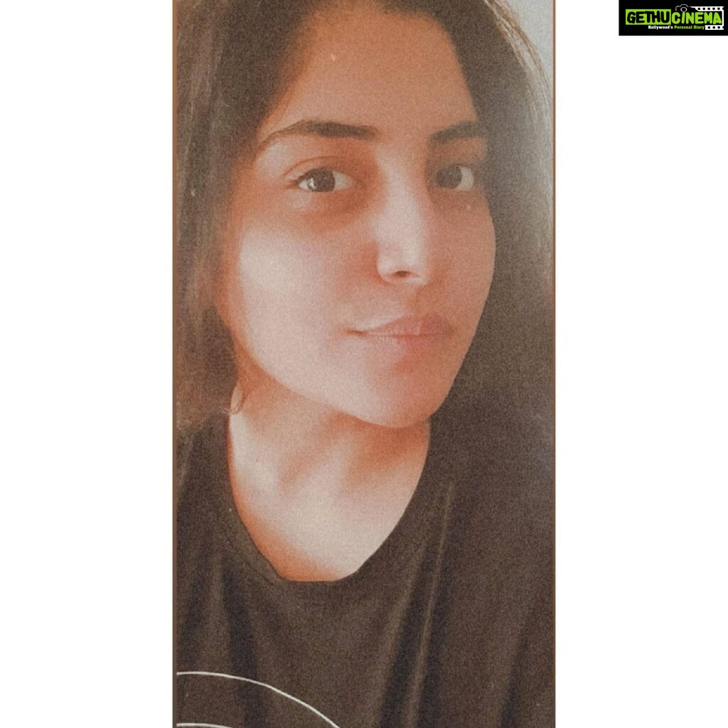 Manjima Mohan Instagram – Every saree tells a story, can you read mine ...