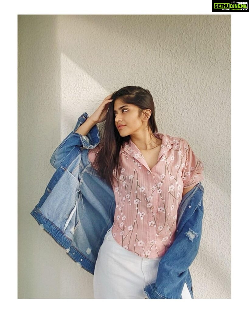 Actress Megha Akash Instagram Photos and Posts August 2020 - Gethu Cinema