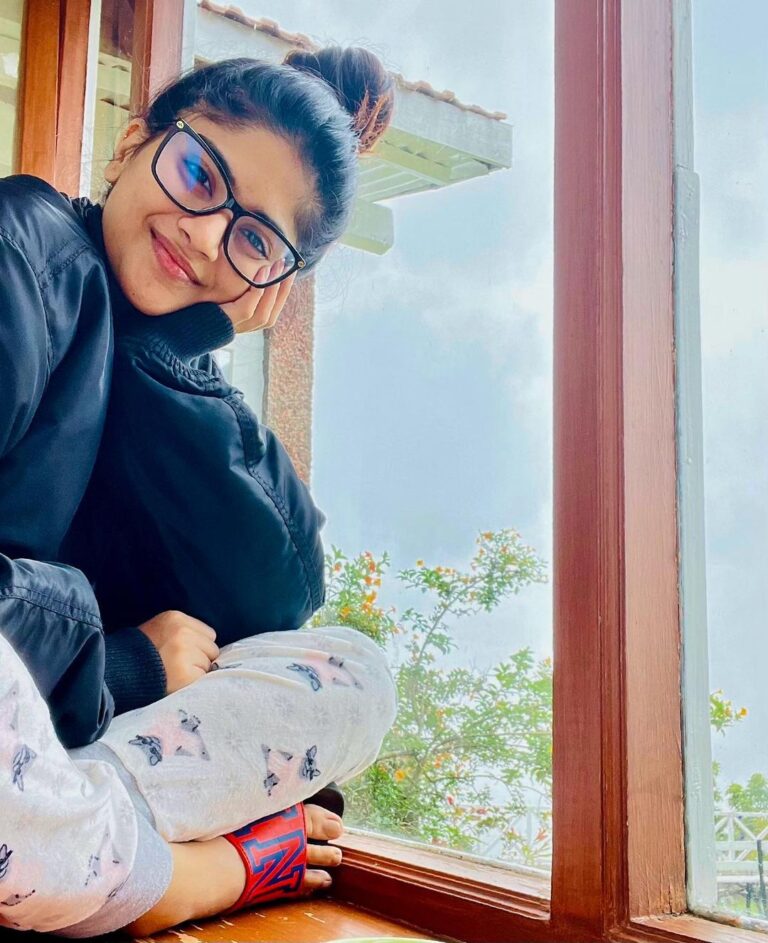 Megha Akash Wiki, Biography, Age, Gallery, Spouse and more