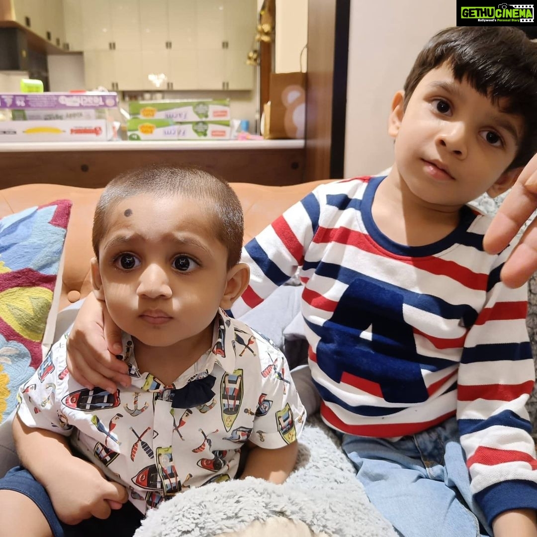 Meghana Raj Instagram – Making lil ones pose ! Uff! Mothers agree? So much love and mushiness ...