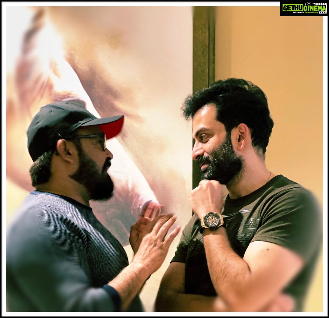 Mohanlal Instagram – With @therealprithvi Picture Courtesy: @sameer ...