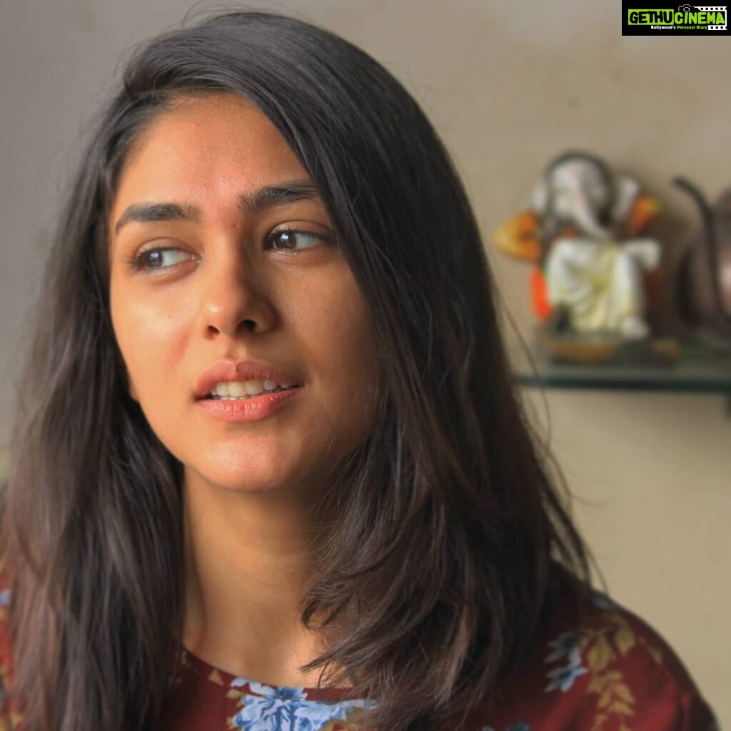 Mrunal Thakur Instagram – Back to the roots….. Mumbai, Maharashtra ...