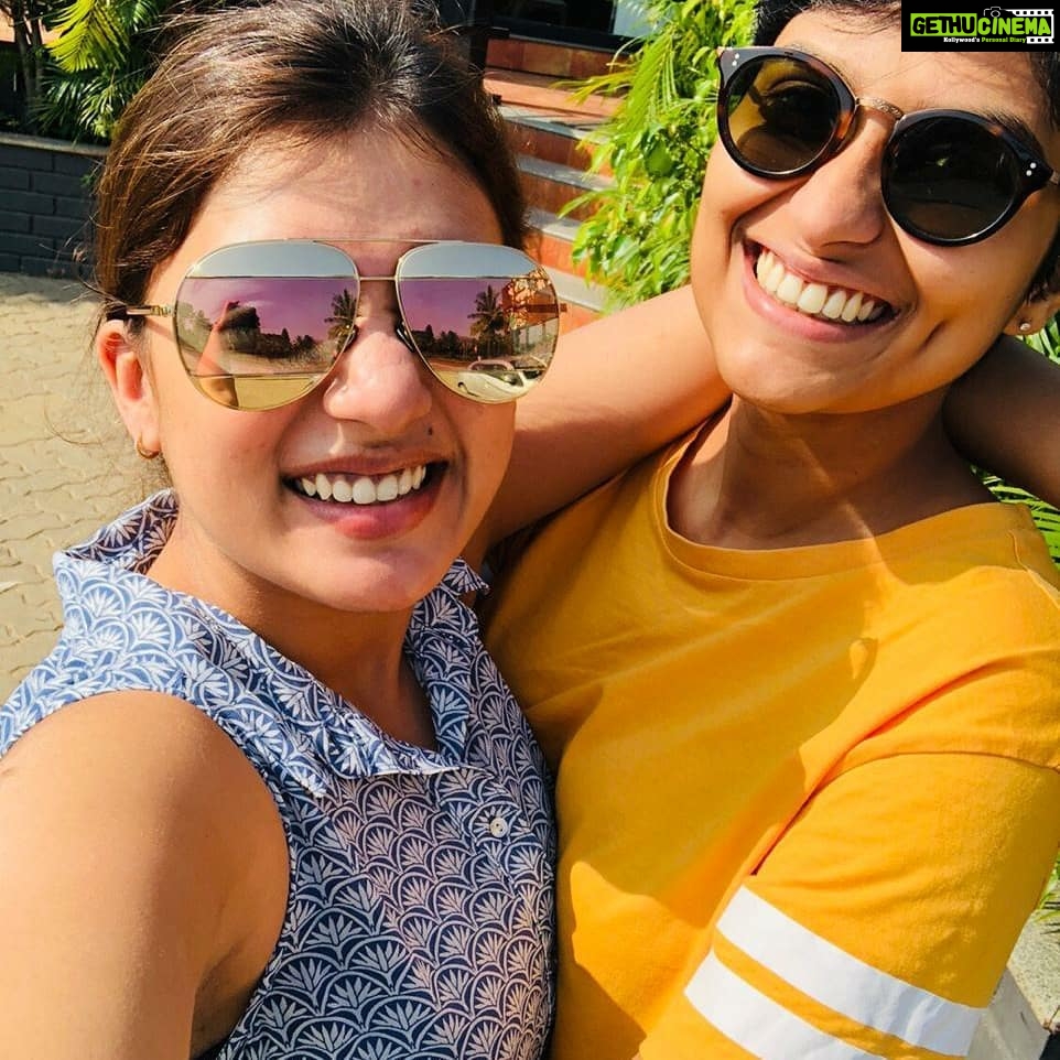 Nazriya Nazim Instagram – Team Goa! #freindslikefamily ️ #roadtrip @utharakrishnan @sushintdt ...