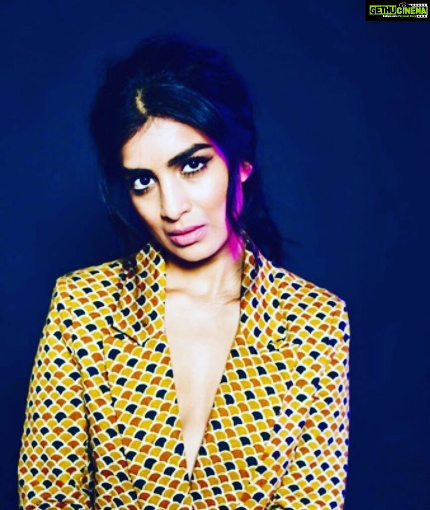 Actress Pallavi Sharda Instagram Photos and Posts December 2021 | Gethu ...