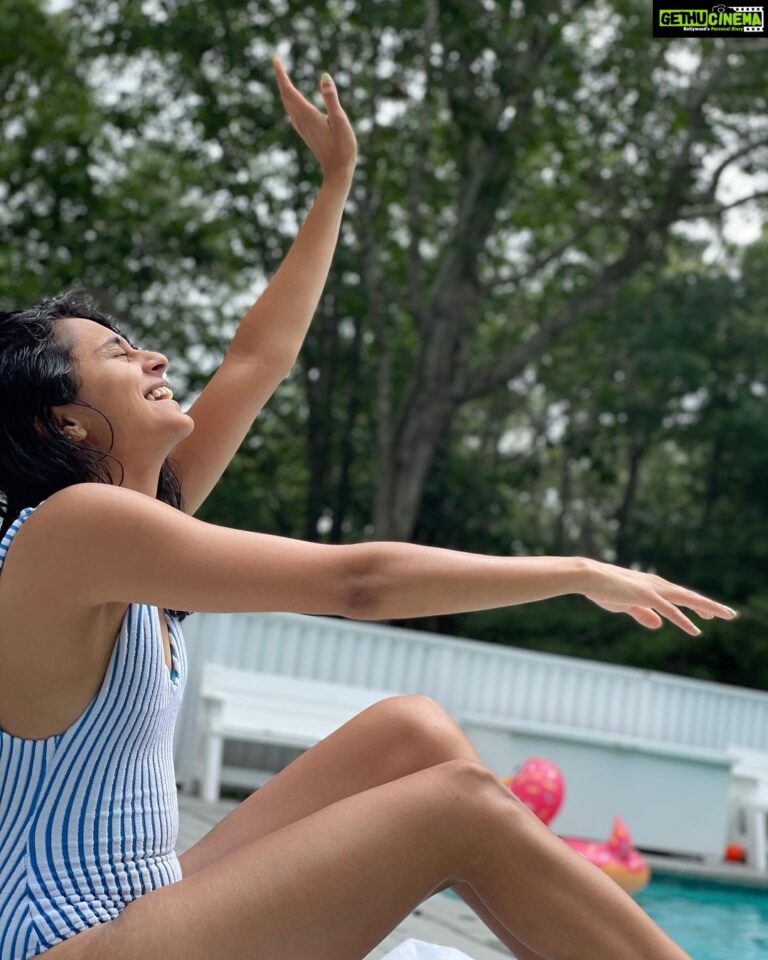 Singer Pragathi Guruprasad Wiki, Biography, Age, Gallery, Spouse and more