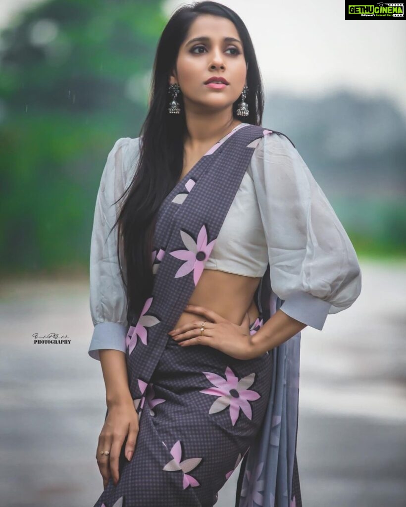 Actress Rashmi Gautam Instagram Photos and Posts October 2019 - Gethu ...