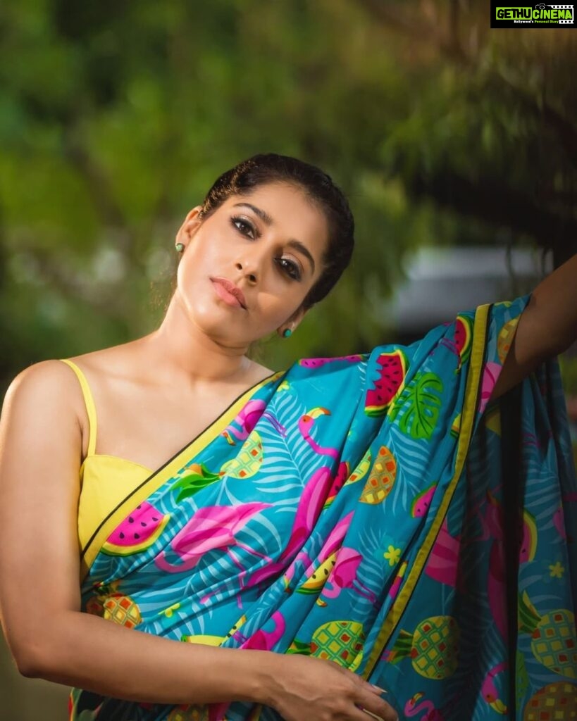 Actress Rashmi Gautam HD Photos and Wallpapers October 2021 - Gethu Cinema