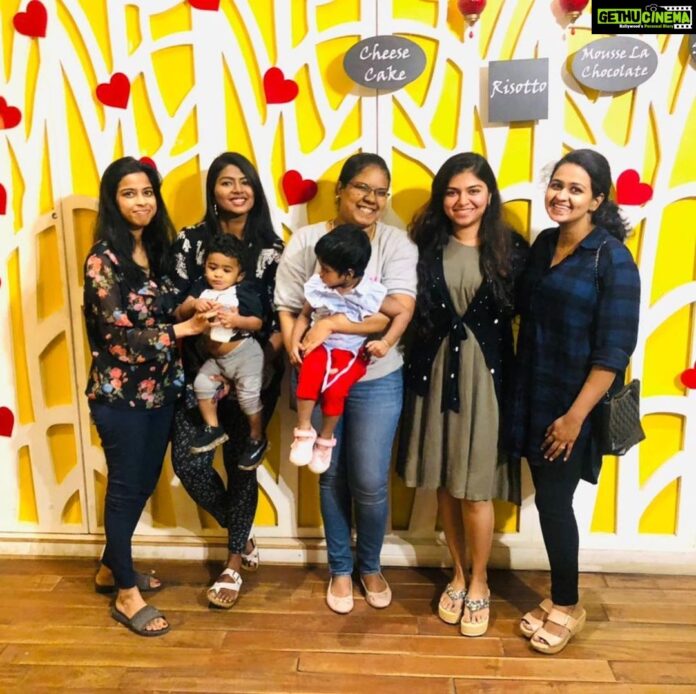Dubbing Artist Raveena Ravi HD Instagram Photos and Wallpapers December ...