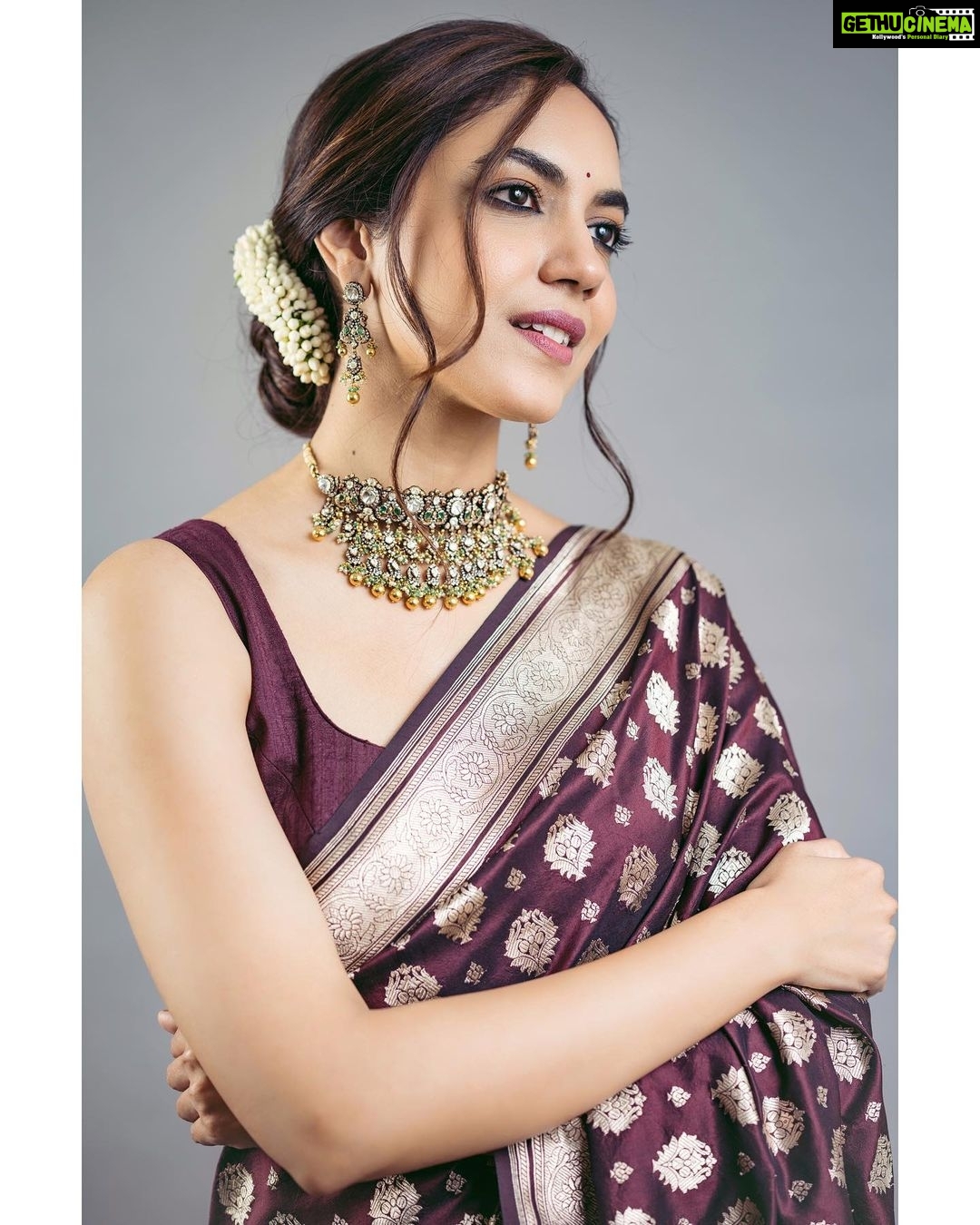 Ritu Varma Instagram – Boho-chic #varudukaavalenu #promotions Outfit ...