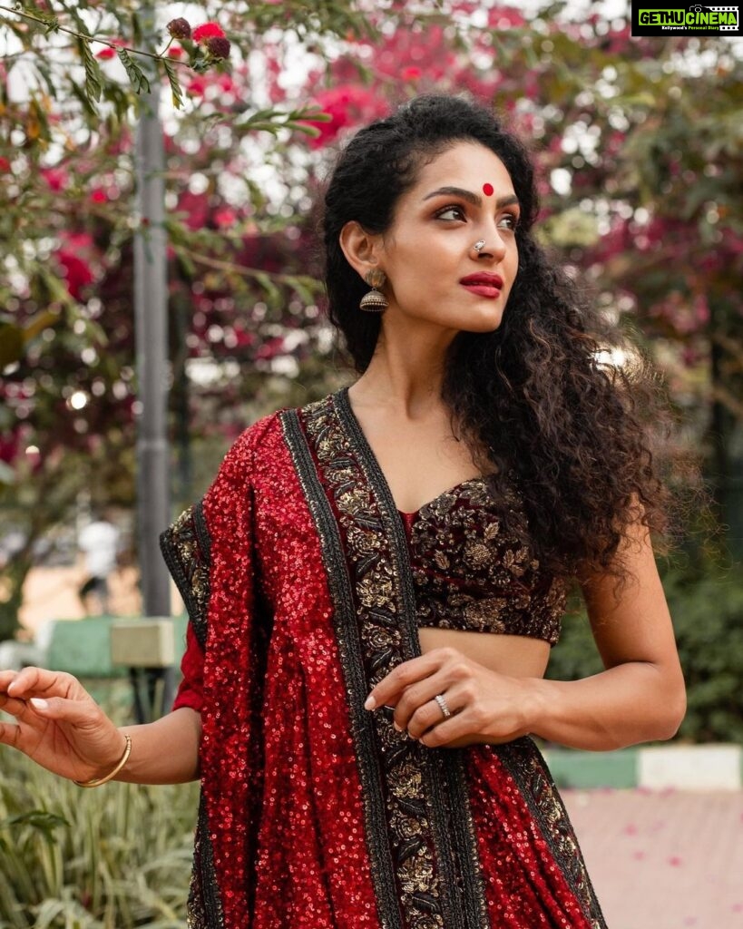 Actress Rukmini Vijayakumar HD Photos and Wallpapers February 2022 ...