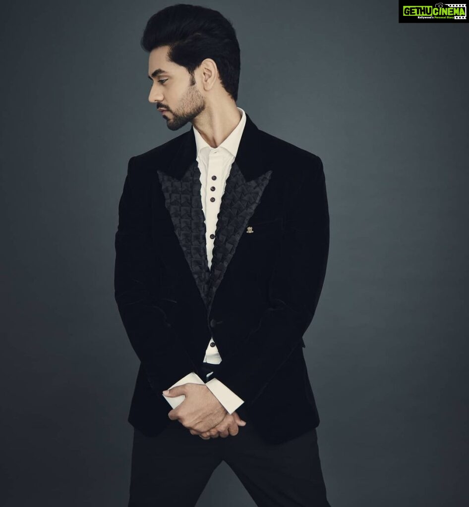 Actor Shakti Arora Instagram Photos and Posts June 2021 | Gethu Cinema