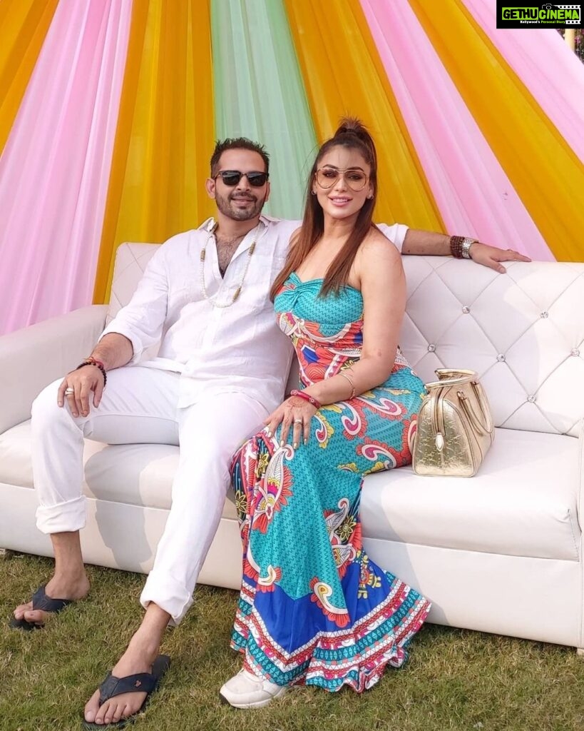 Actor Shilpi Sharma HD Instagram Photos and Wallpapers December 2021 ...