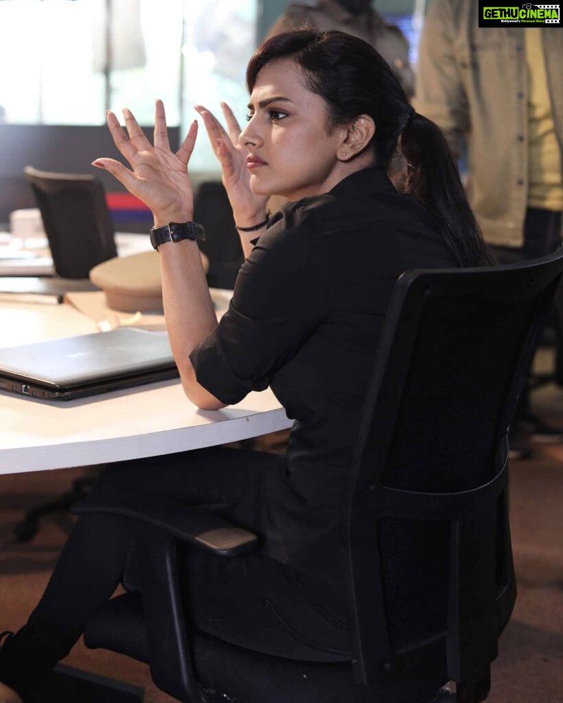 Actress Shraddha Srinath Instagram Photos and Posts August 2021 | Gethu Cinema