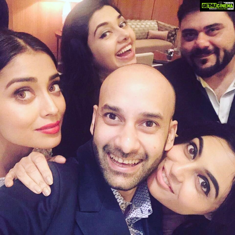 Shriya Saran Instagram – With this beauty @suparnakrishna @incaindia ...