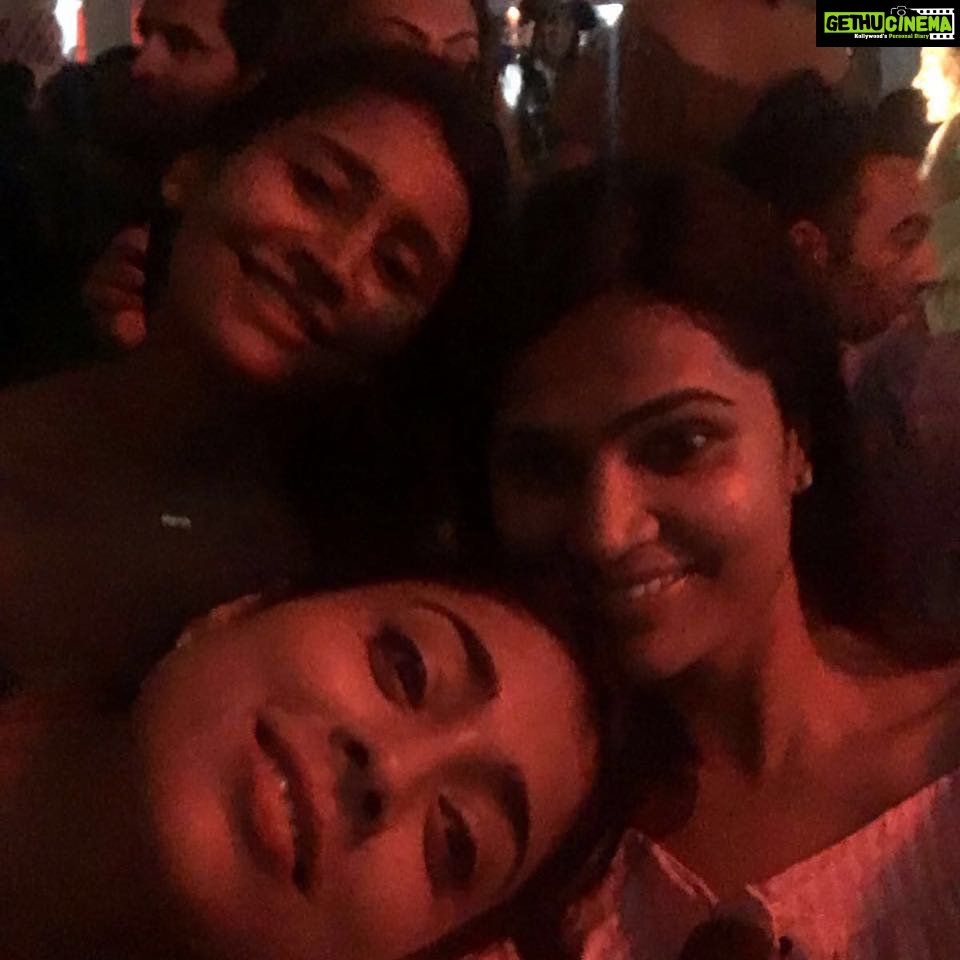 Shriya Saran Instagram – And I miss #NYC #bagatellenyc @reddy_nagu ...