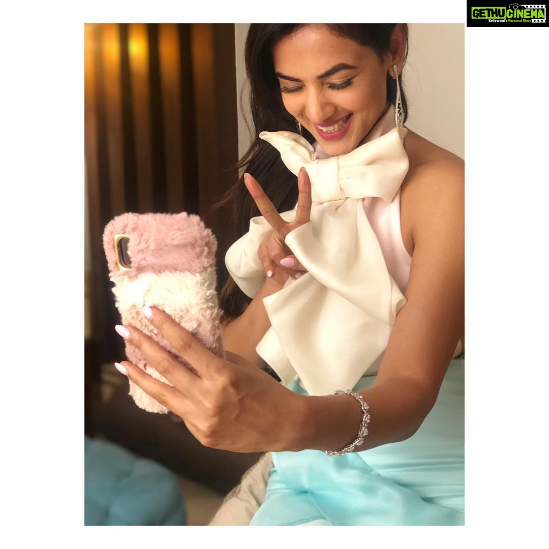 Sonal Chauhan Instagram – Caught taking the 2 Million selfie. Thank you ...