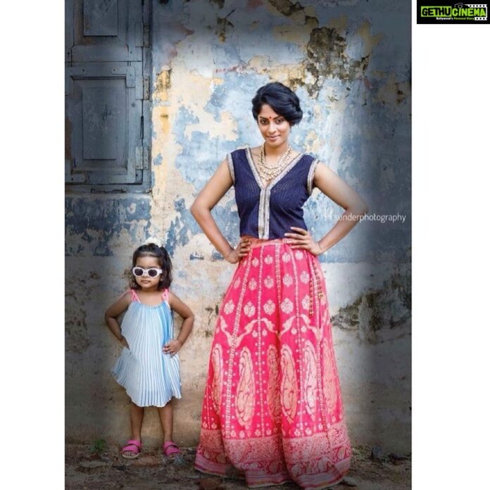 Actress Sriya Reddy Instagram Photos and Posts March 2021 | Gethu Cinema