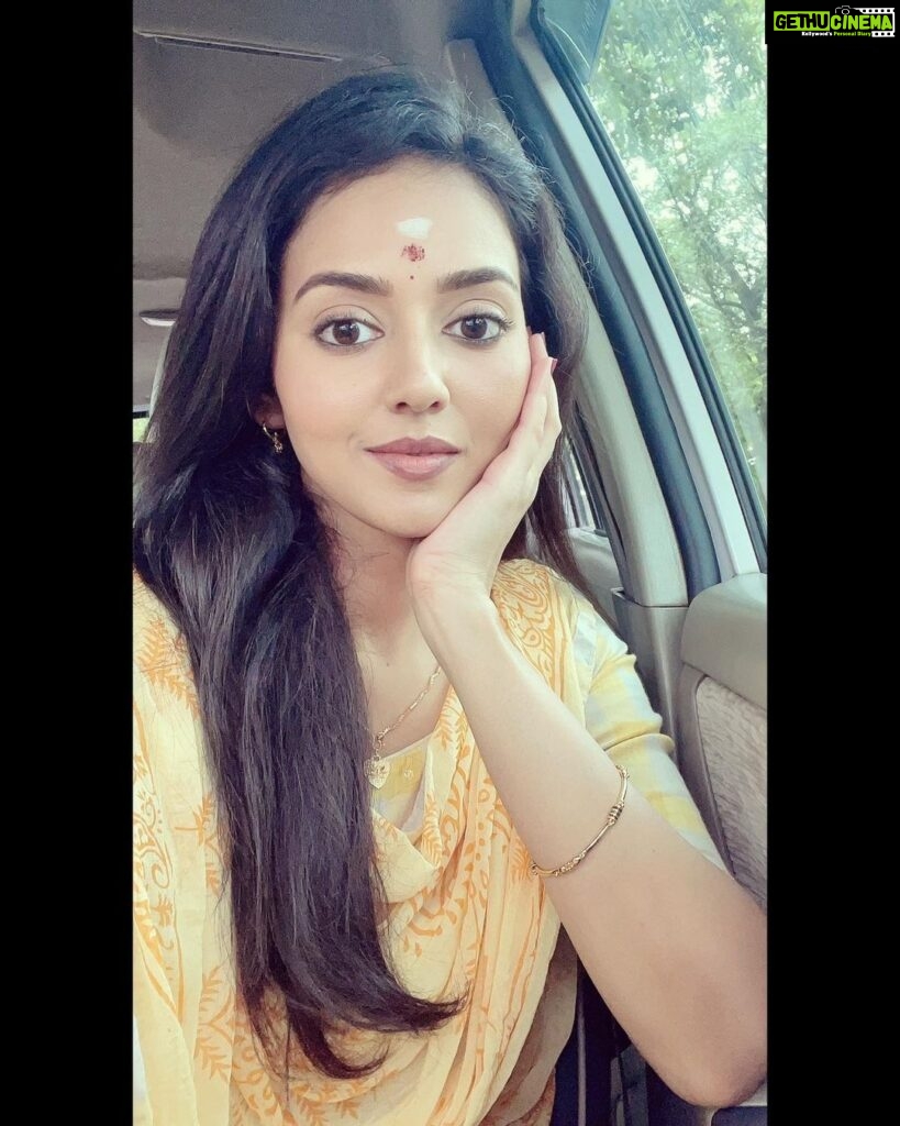 Actress Vidhya HD Instagram Photos and Wallpapers December 2021 | Gethu ...