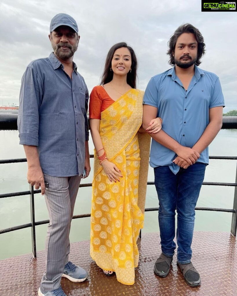 Actress Vidhya HD Photos and Wallpapers December 2021 | Gethu Cinema