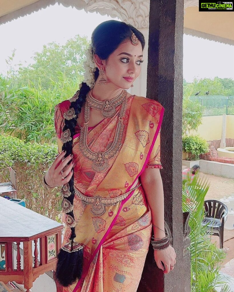 Actress Vidhya HD Instagram Photos and Wallpapers November 2021 | Gethu ...