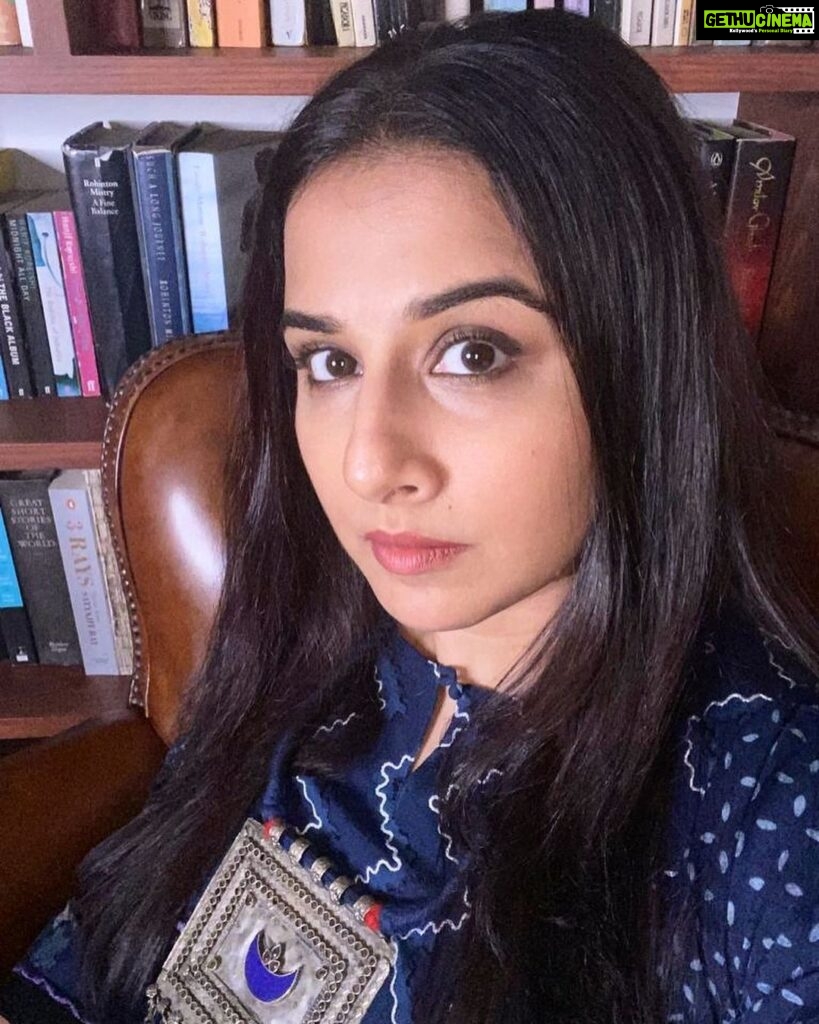 Actress Vidya Balan HD Instagram Photos and Wallpapers December 2021 ...