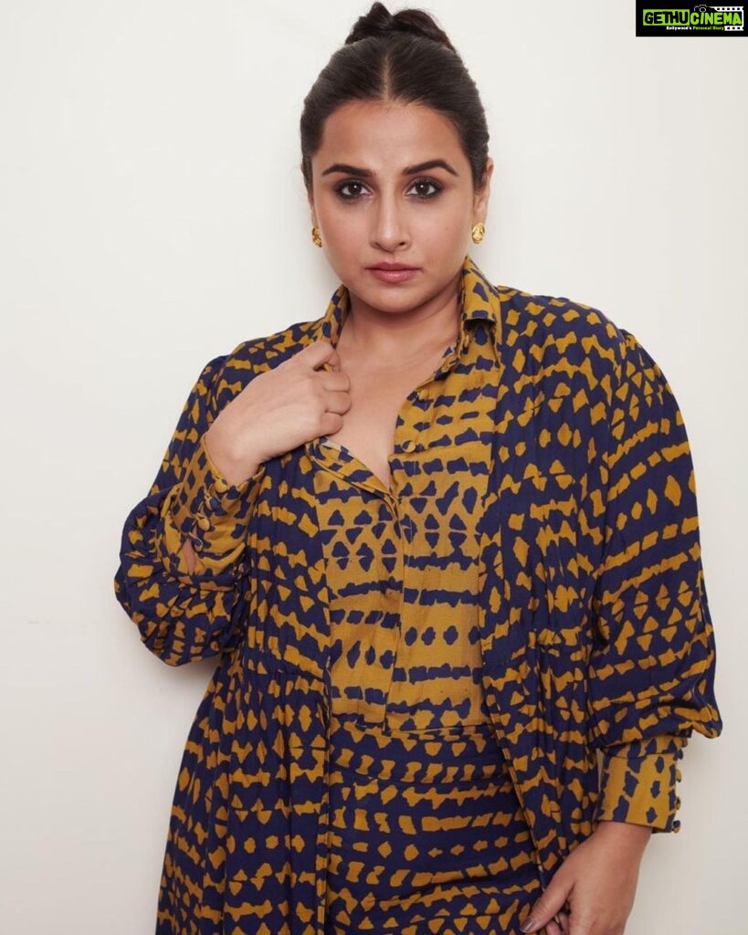Actress Vidya Balan HD Instagram Photos and Wallpapers August 2021 ...