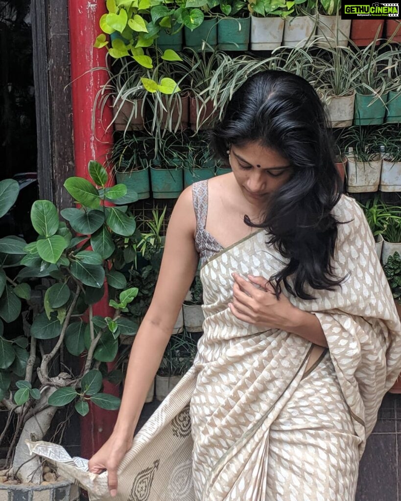 Actress Aditi Balan HD Instagram Photos and Wallpapers August 2019 ...