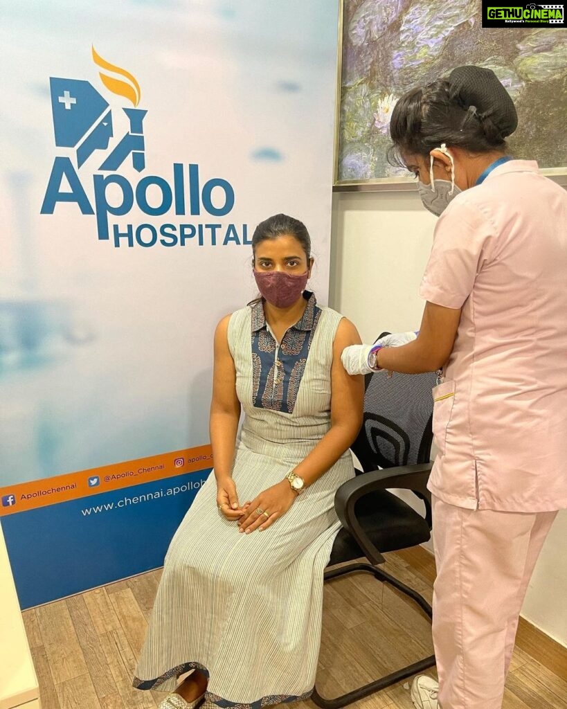 Aishwarya Rajesh Instagram - This is how my nephew pampers me🥰 spending ...