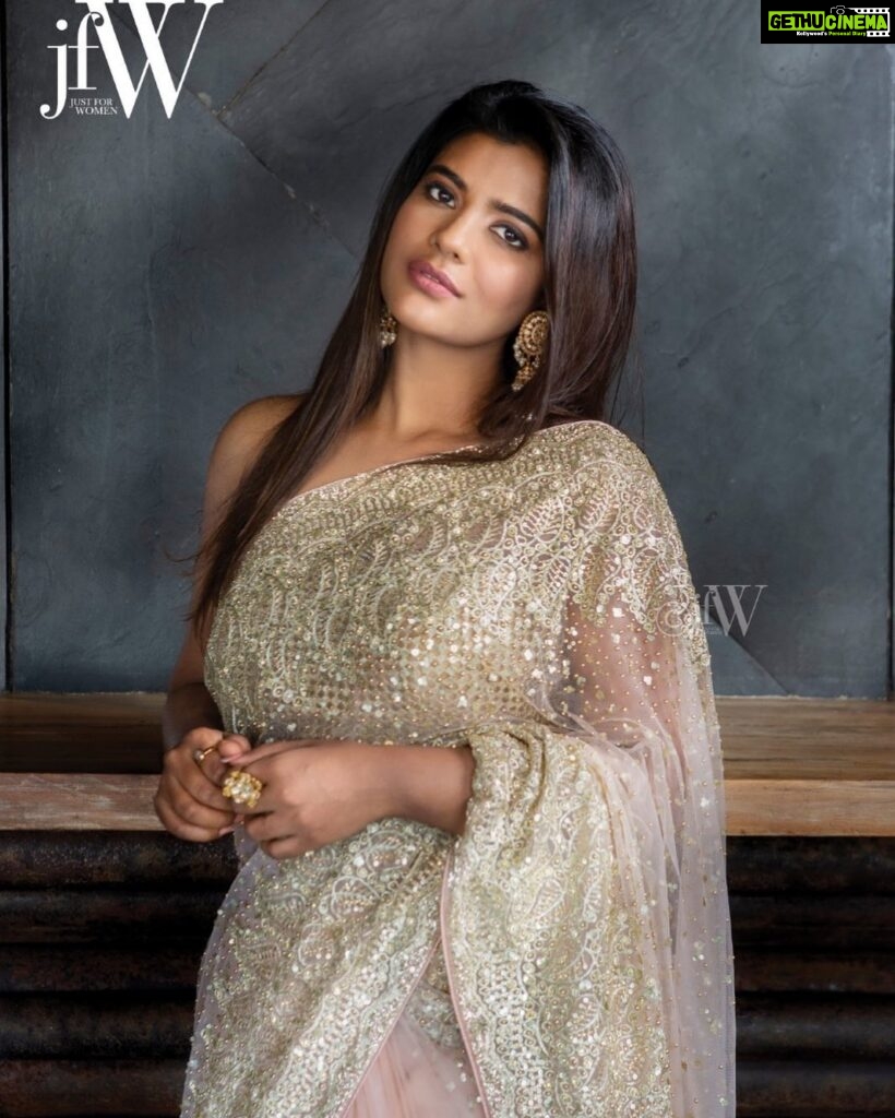 Actress Aishwarya Rajesh HD Instagram Photos and Wallpapers January ...