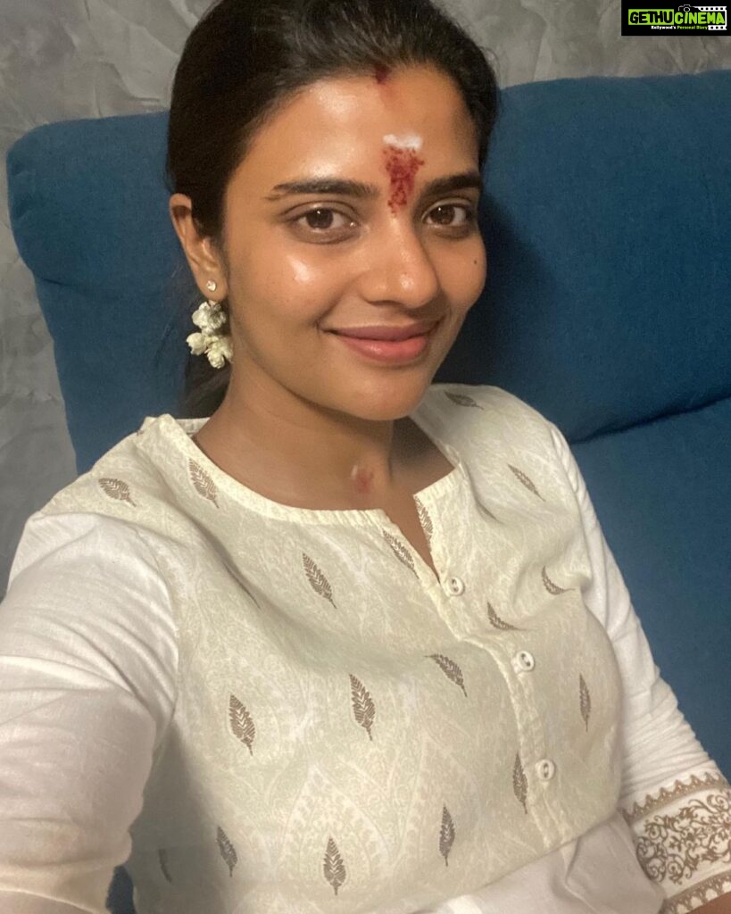 Aishwarya Rajesh Instagram – Love 4 White .. clicked @camerasenthil ...