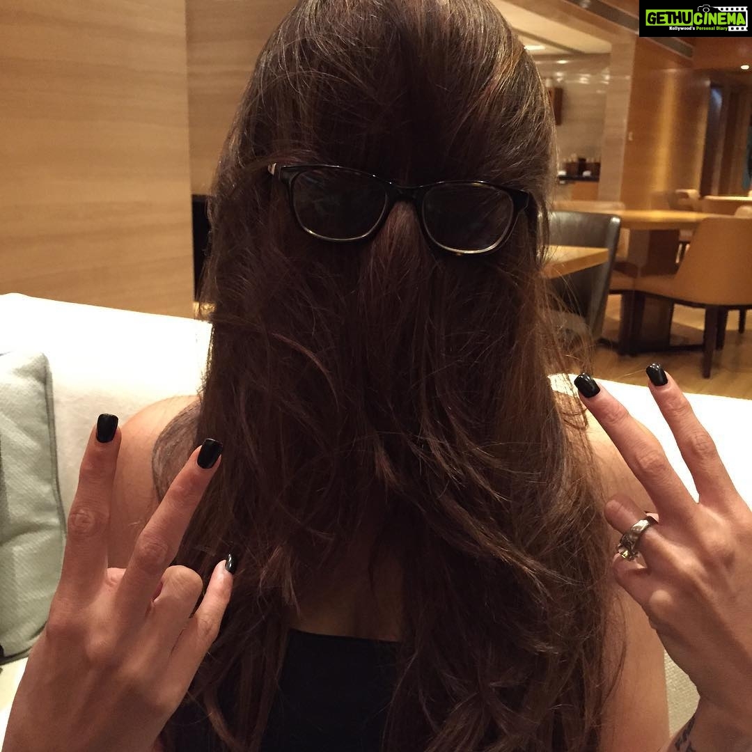 Amrita Arora Instagram – What the huhhhhhh!Aliens have landed😂😂😂😂😂😂 ...