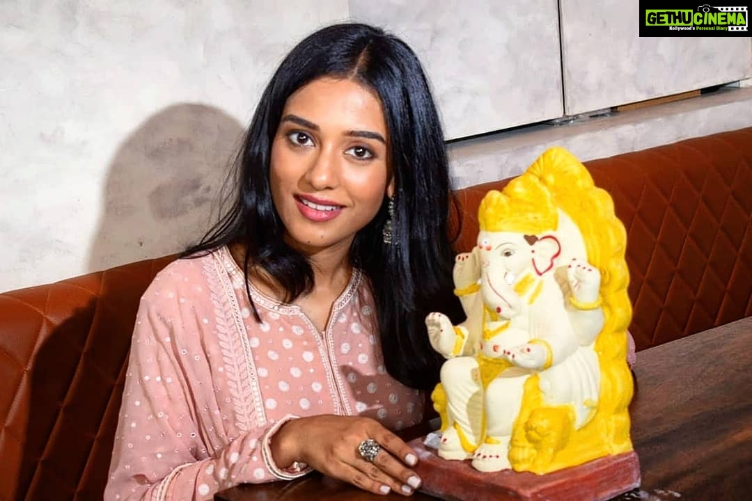 Amrita Rao Instagram – Finally, the VIDEO #EcoBappaMorya an awareness ...