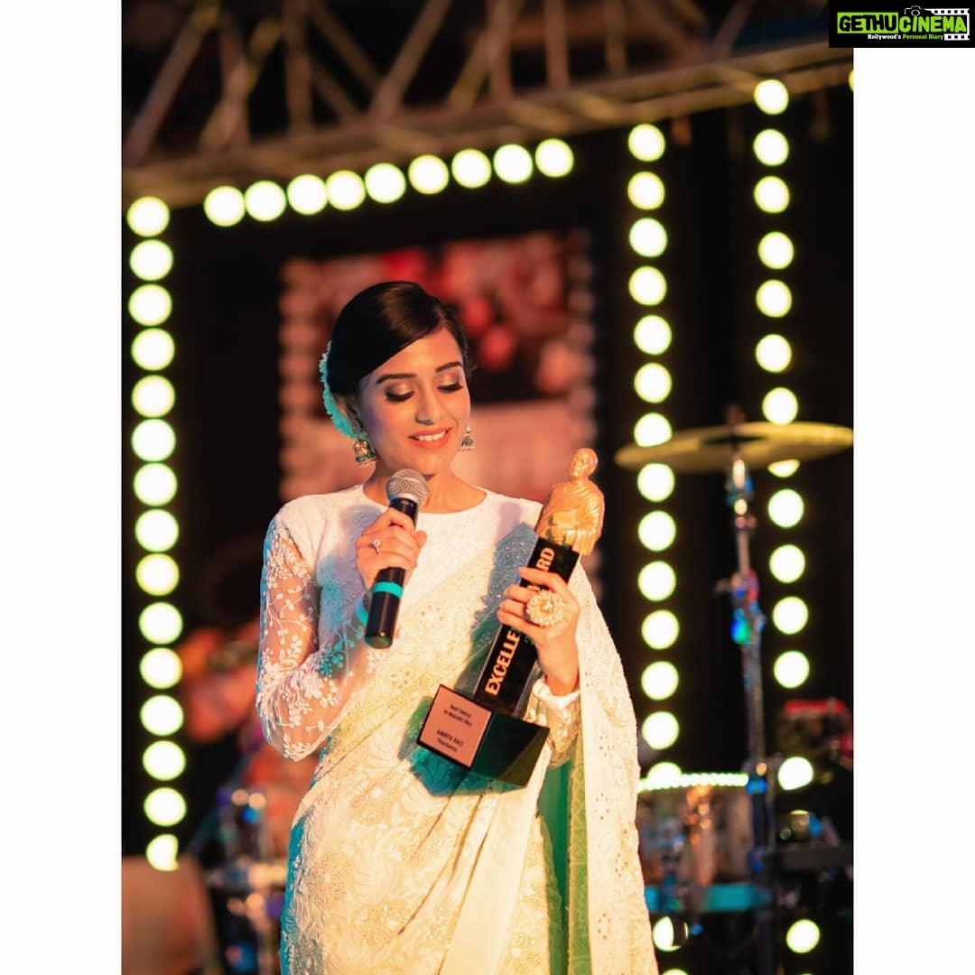 Amrita Rao Instagram – This is the last one… I promise 😅 #Candid # ...