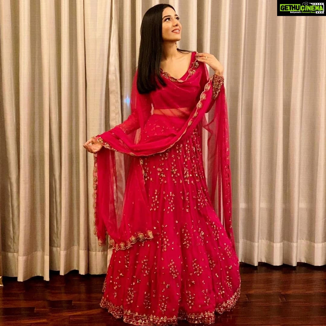 Amrita Rao Instagram – DELHI 💓: ALL SET for my Event .. Outfit ...