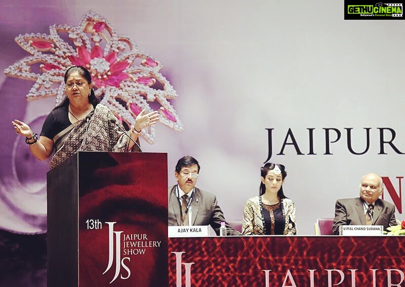 Amrita Rao Instagram – LAUNCH & PRESS MEET : …… THE JAIPUR JEWELLERY ...