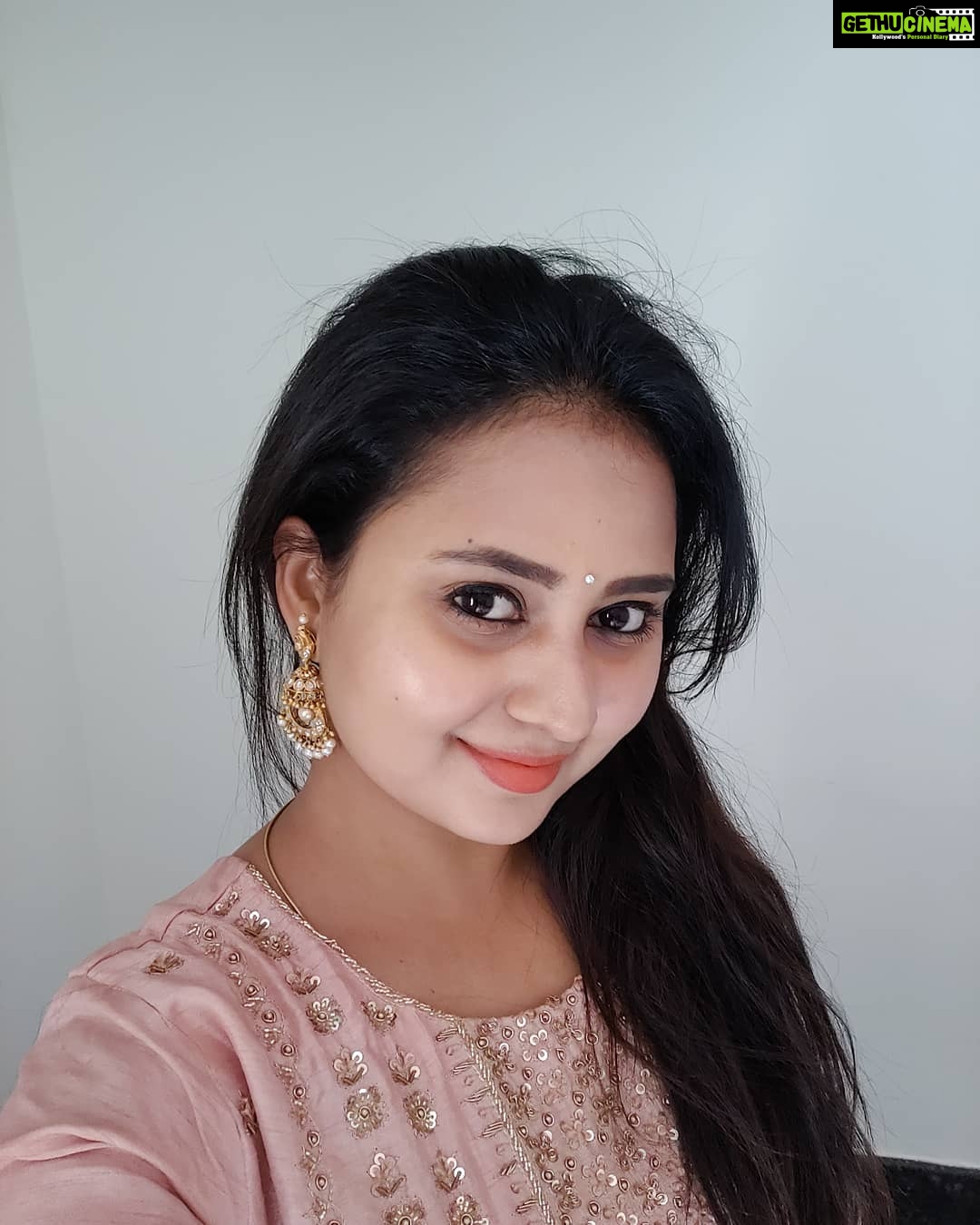 Amulya Instagram – Haage sumane ondu selfie 😍 | Gethu Cinema