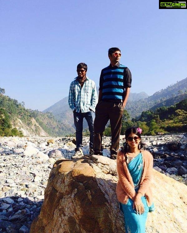 Yaamirukka Bayamey Ghost Images