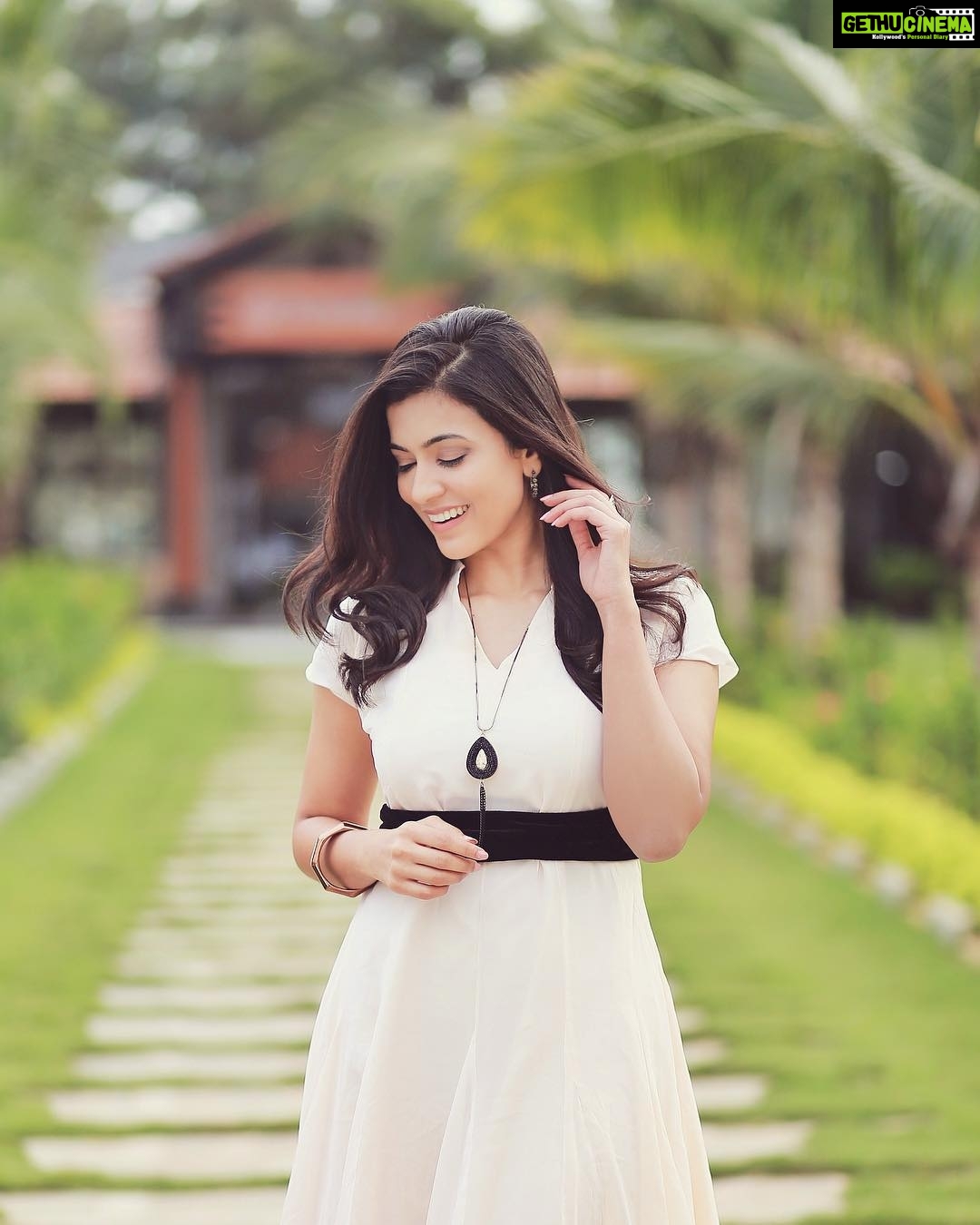 Anju Kurian Instagram – 😎😎😎 | Gethu Cinema