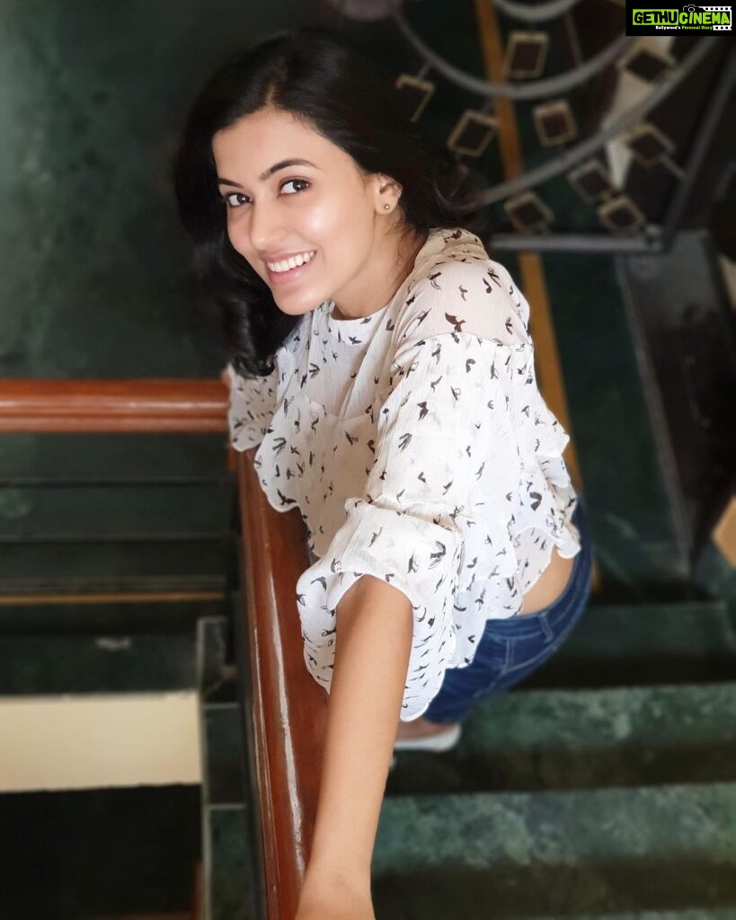 Anju Kurian Instagram – #currentmood 👀 | Gethu Cinema