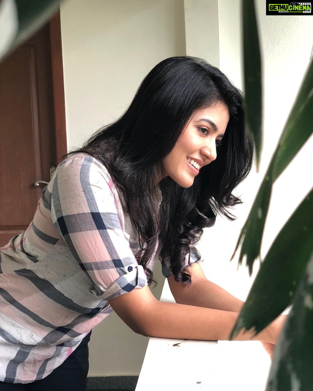 Anju Kurian Instagram – 🥰🥰🥰 | Gethu Cinema