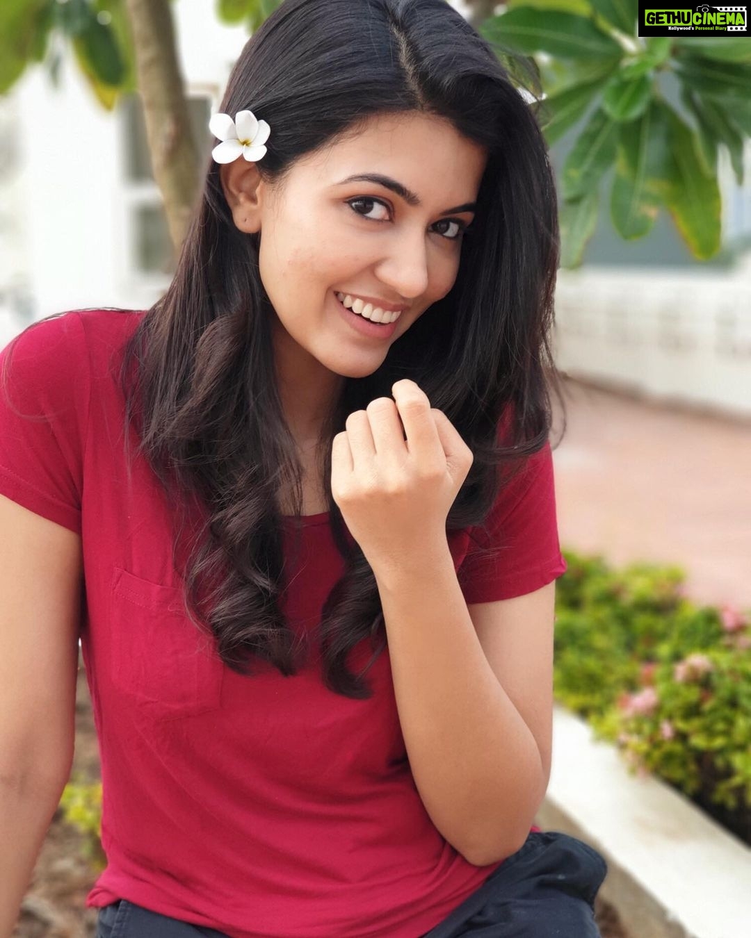 Anju Kurian Instagram – 🌸🌸🌸 | Gethu Cinema