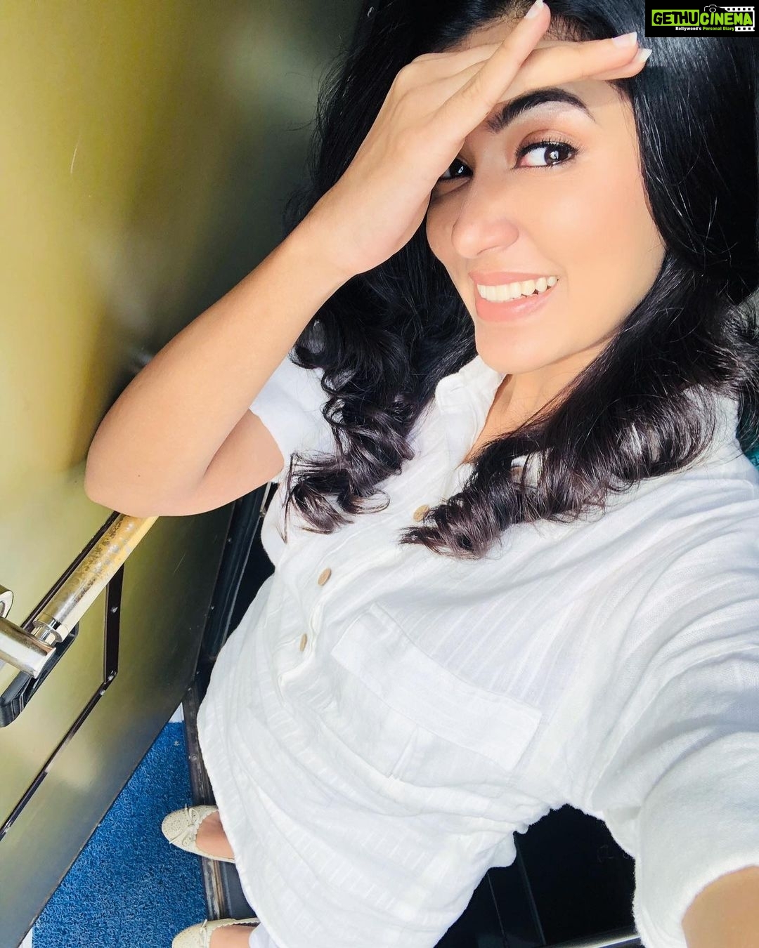Anju Kurian Instagram – Just look up & believe | Gethu Cinema
