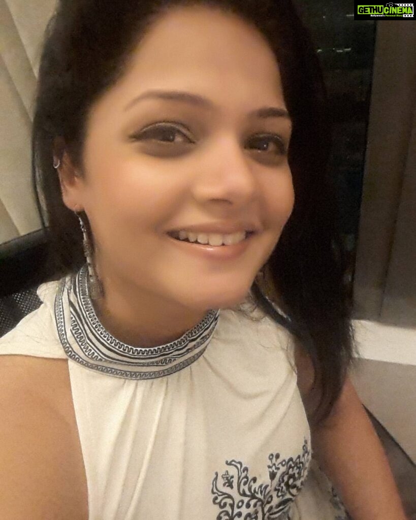 Actress Anuya Bhagvath HD Instagram Photos and Wallpapers January 2018 ...