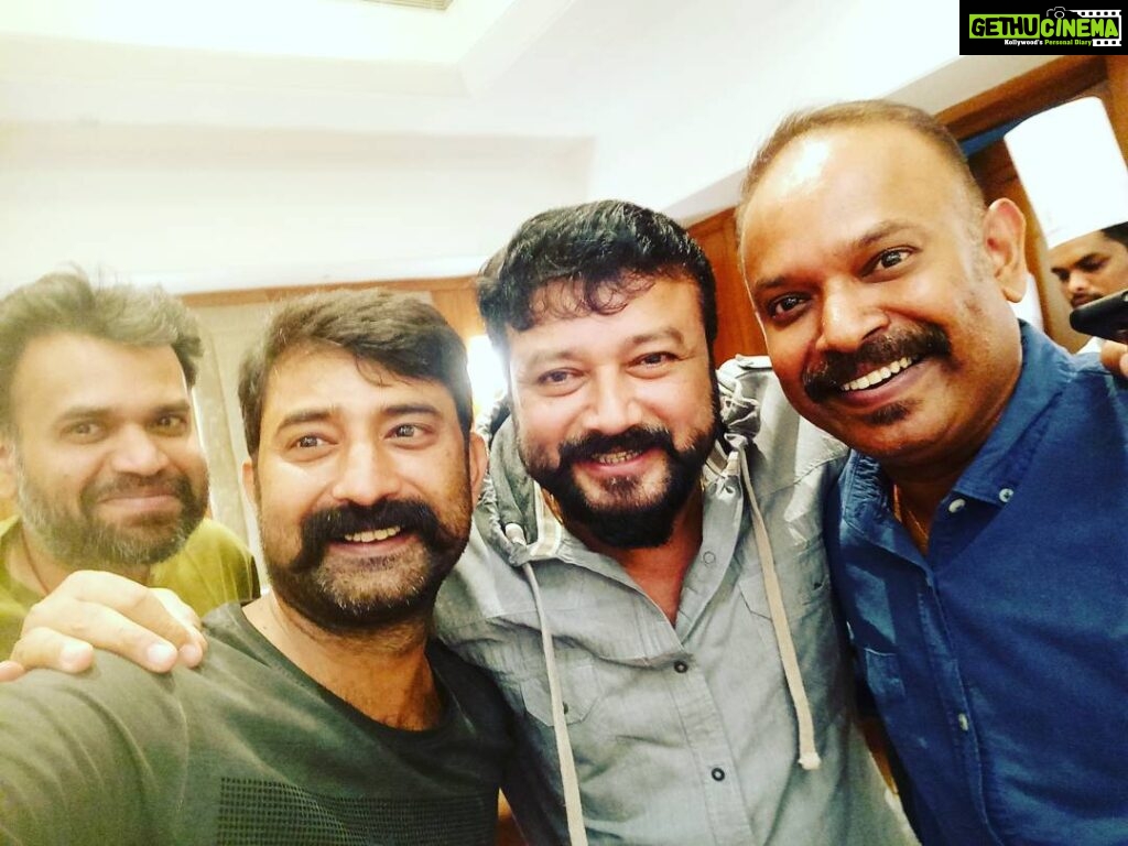 Actor Aravind Akash HD Photos and Wallpapers January 2018 - Gethu Cinema