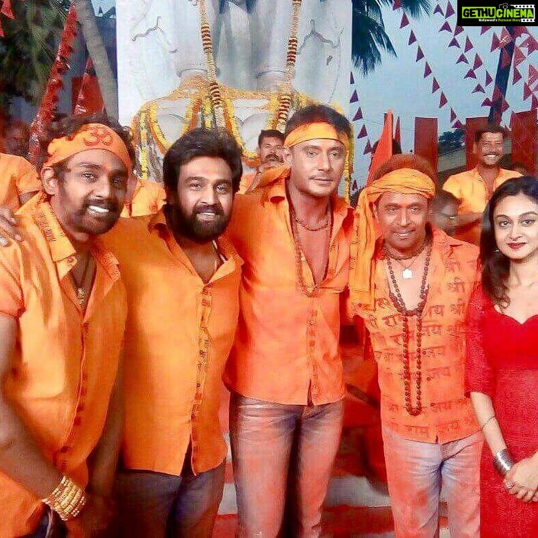 Arjun Sarja Instagram – Darshu… One of the finest gentleman and most ...