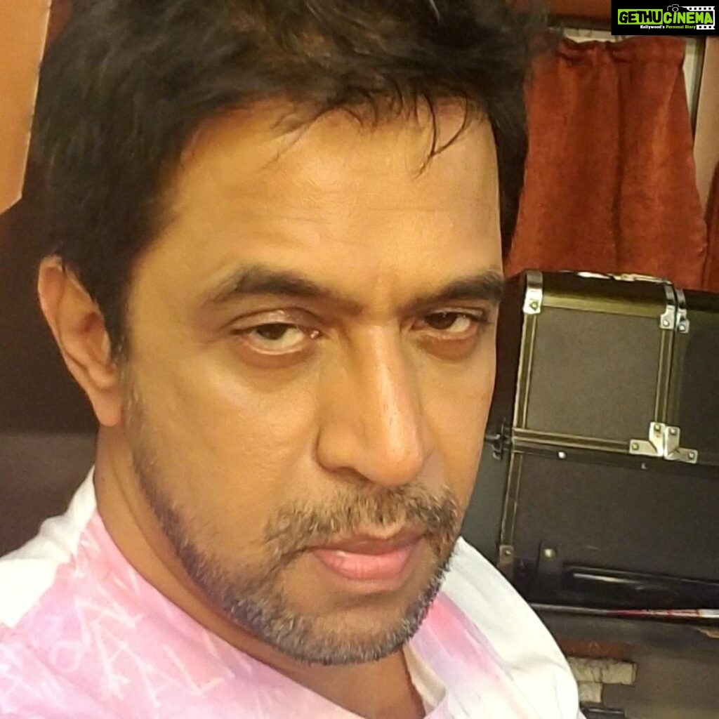 Arjun Sarja Instagram - Jai bhajarangabali rama Bhaktha hanuman ki jai ...