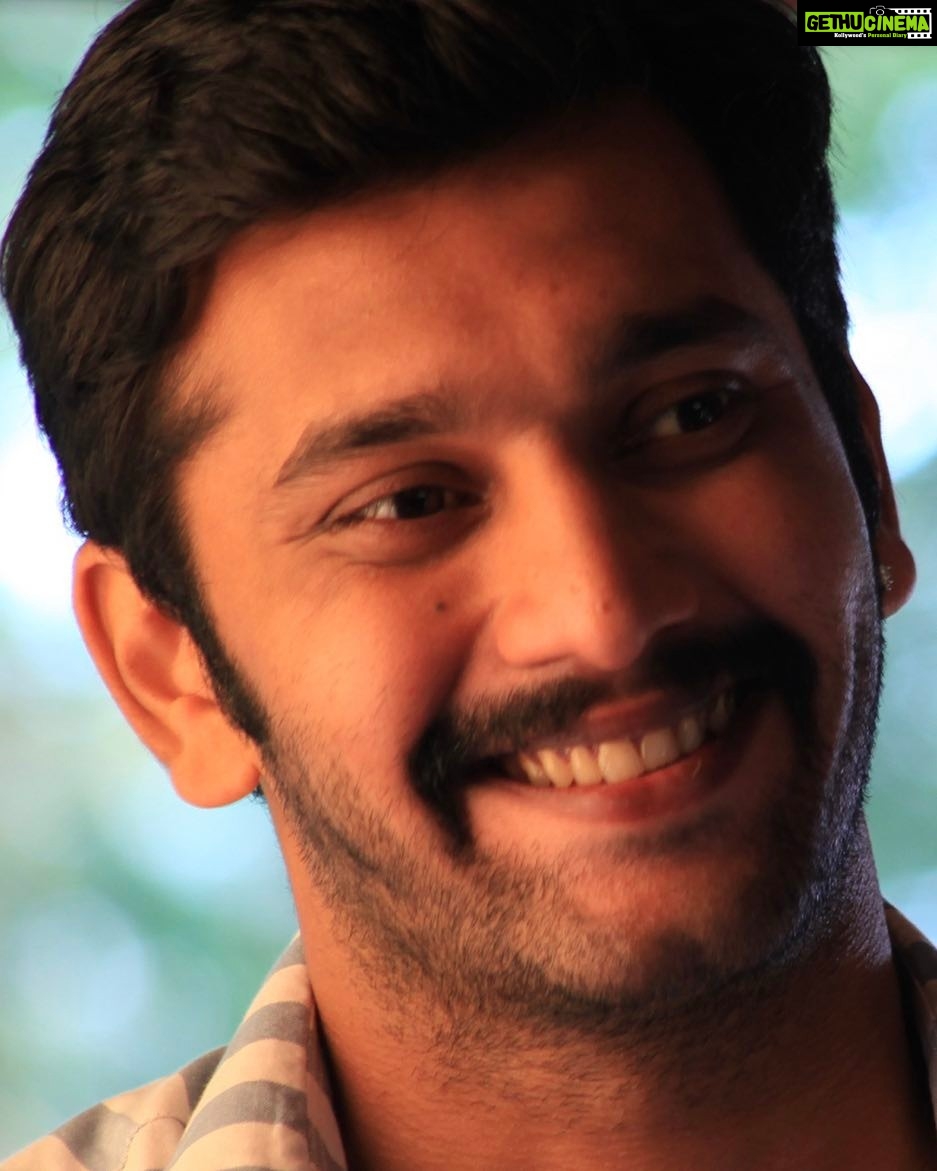 Actor Arulnithi HD Photos and Wallpapers April 2017 - Gethu Cinema